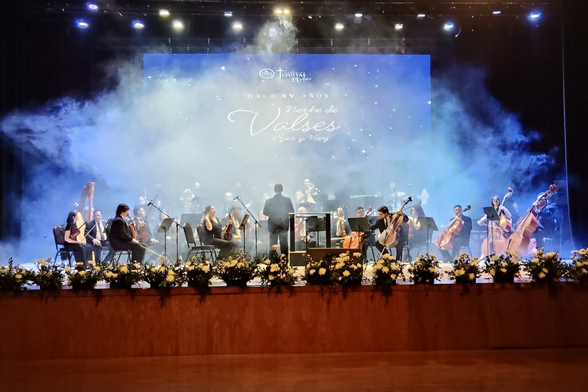 Famous People From Paraguay